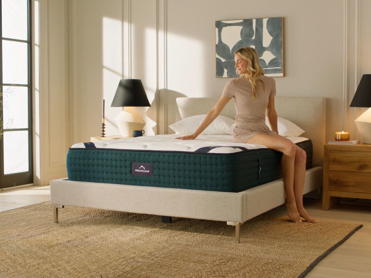 DreamCloud Memory Foam Mattress | 365-Night Trial, Forever Warranty